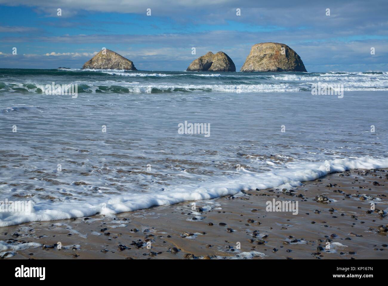 Three arch rocks wildlife refuge hi-res stock photography and images ...