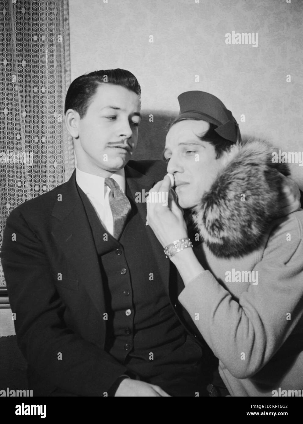 1937 Man in drag and Clack Gable lookalike amateur dramatics photoshoot ...