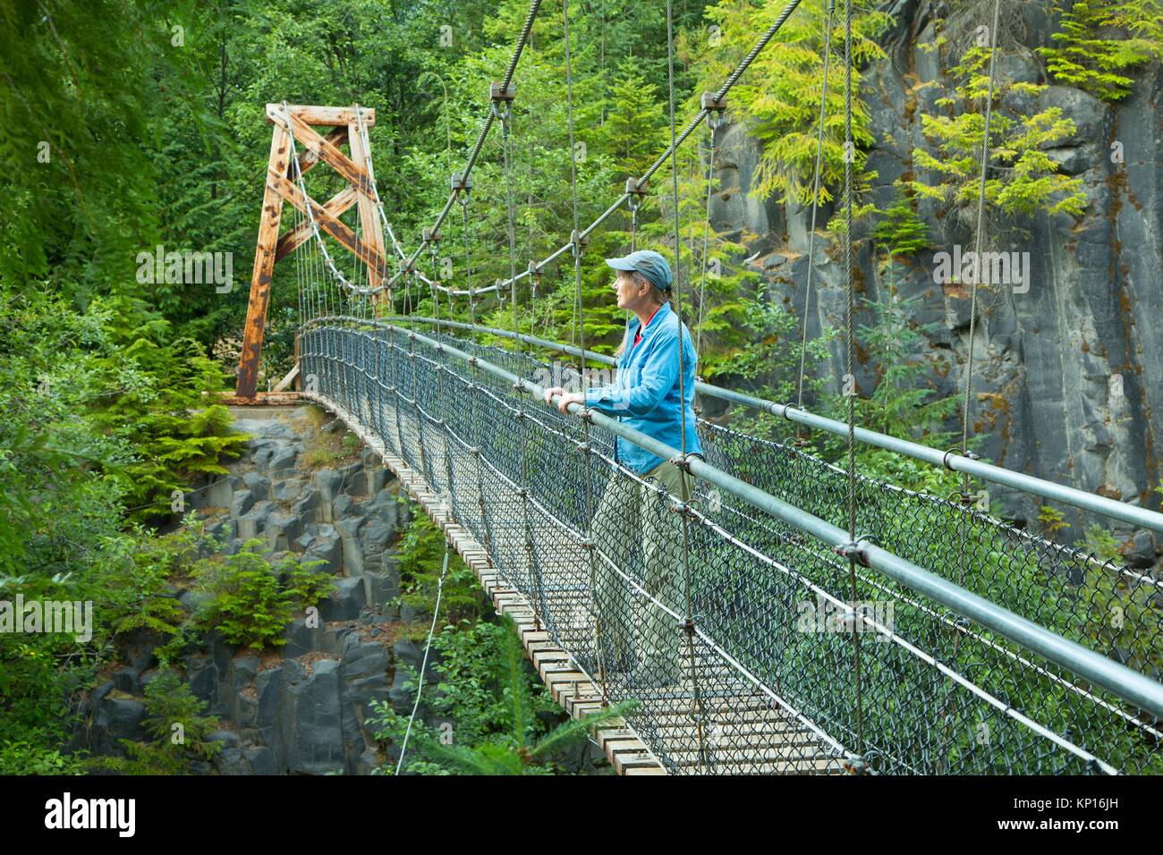 Monument bridge hi-res stock photography and images - Alamy