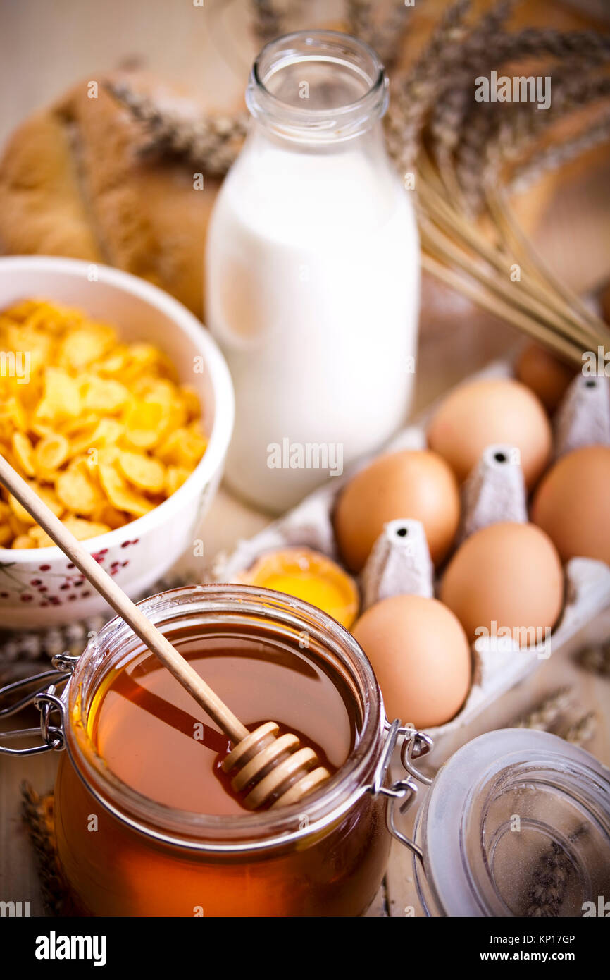 Organic food with healthy rural theme Stock Photo - Alamy