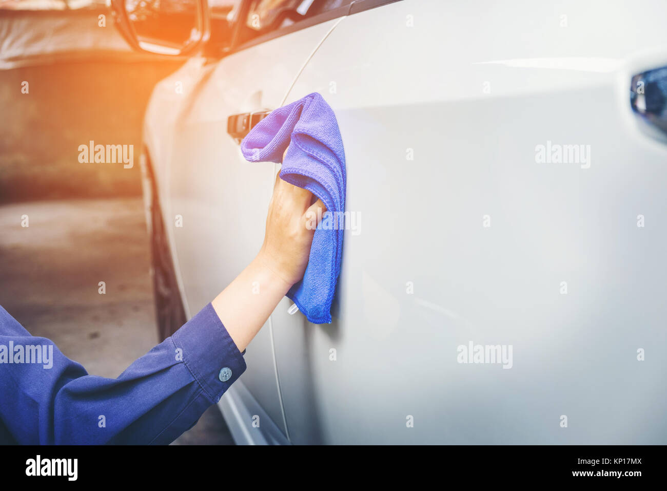 Car windscreen cloth hi-res stock photography and images - Alamy