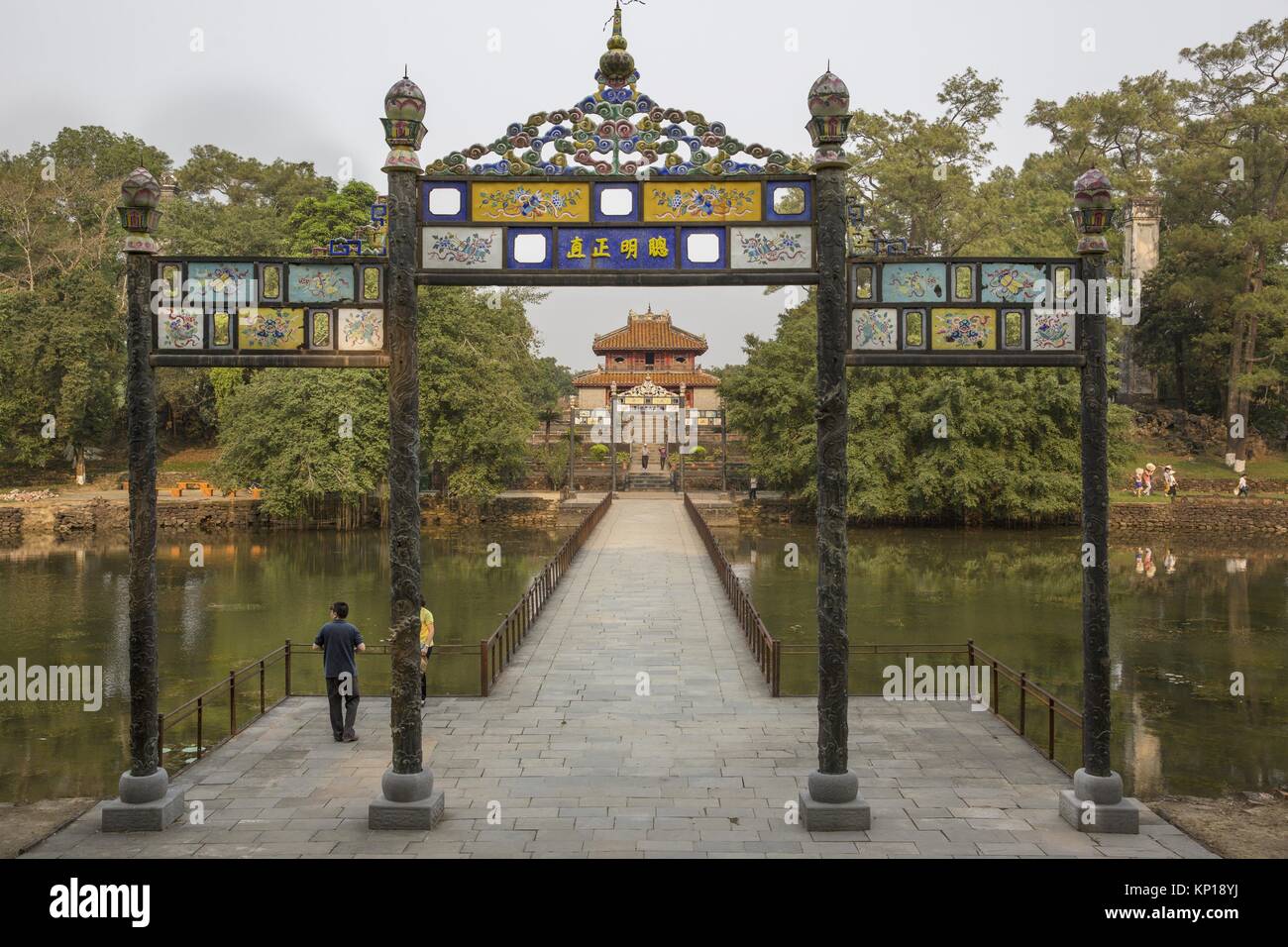 Moon Gate Bridge High Resolution Stock Photography and Images - Alamy