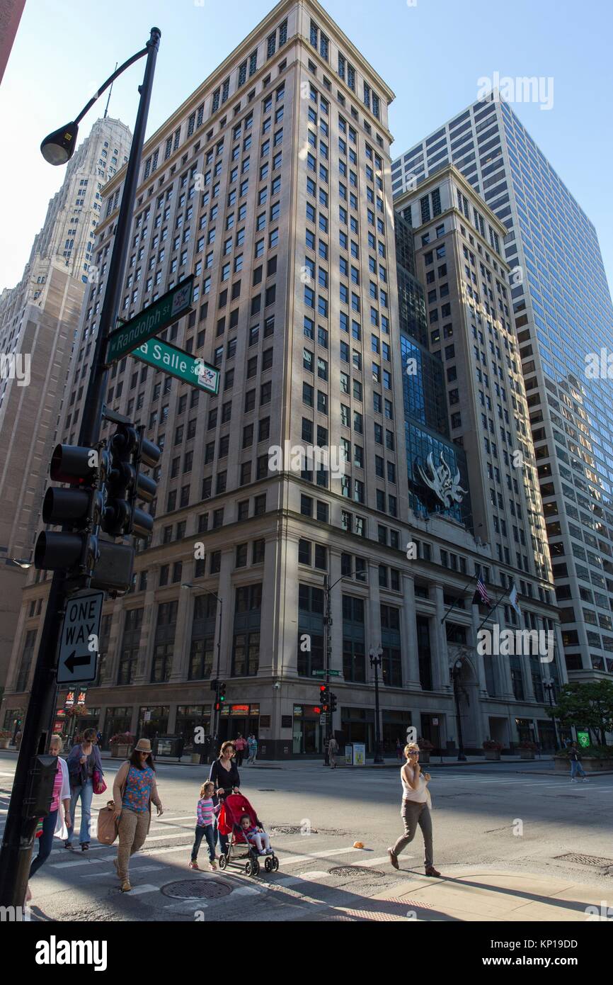 Randolph street hi-res stock photography and images - Alamy