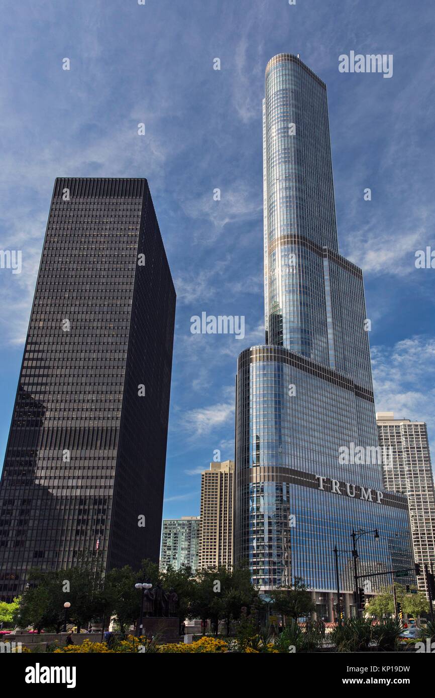 Ibm Tower Stock Photos & Ibm Tower Stock Images - Alamy