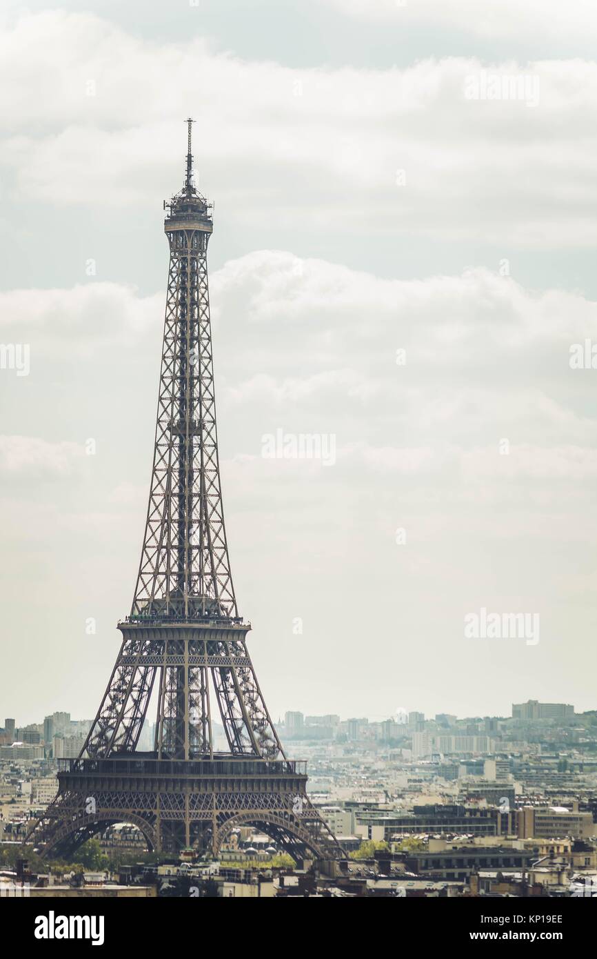 Eiffel Tower from the Arc de Triomphe Stock Photo - Alamy