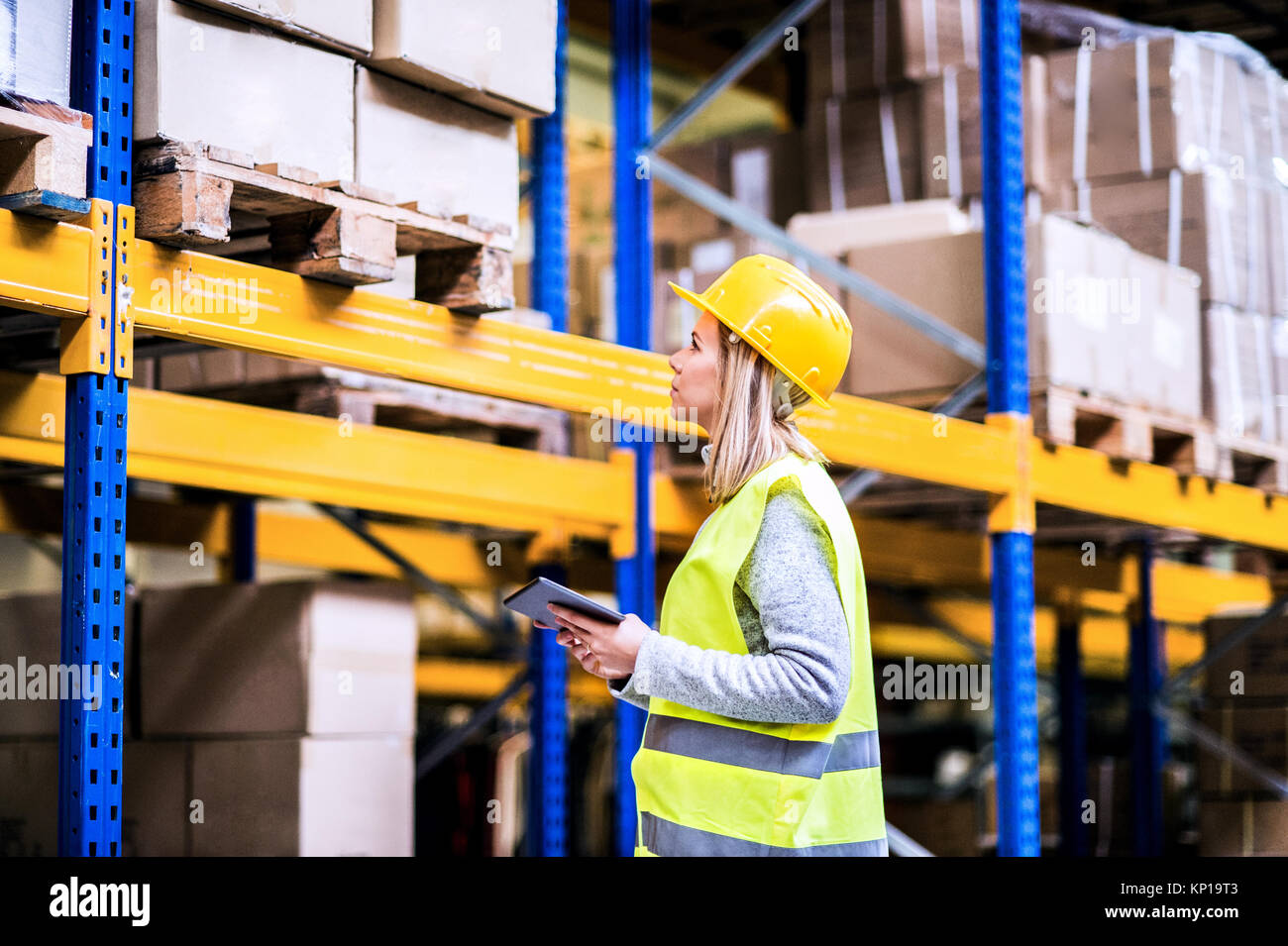 Female warehouse manager woman hi-res stock photography and images - Alamy