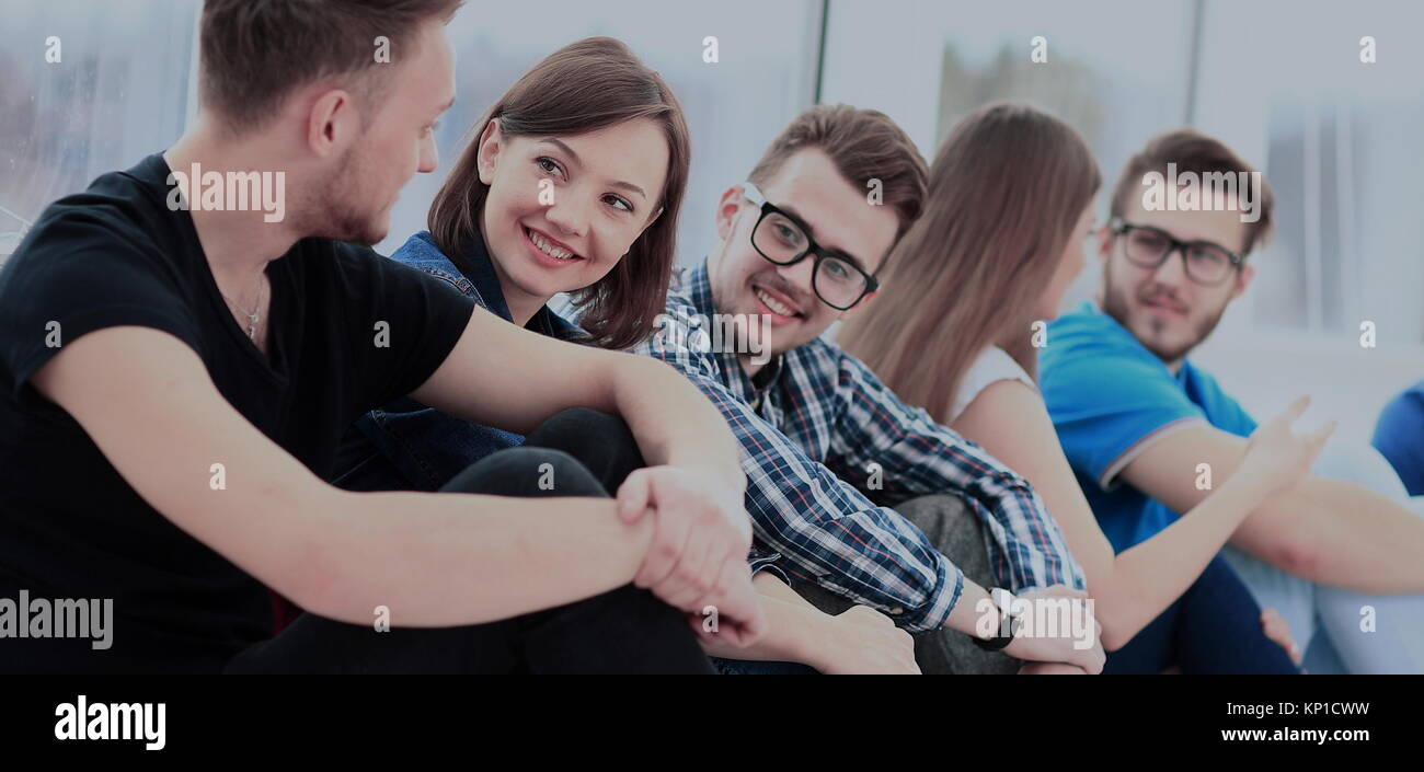 Teen boys chatting hi-res stock photography and images - Alamy