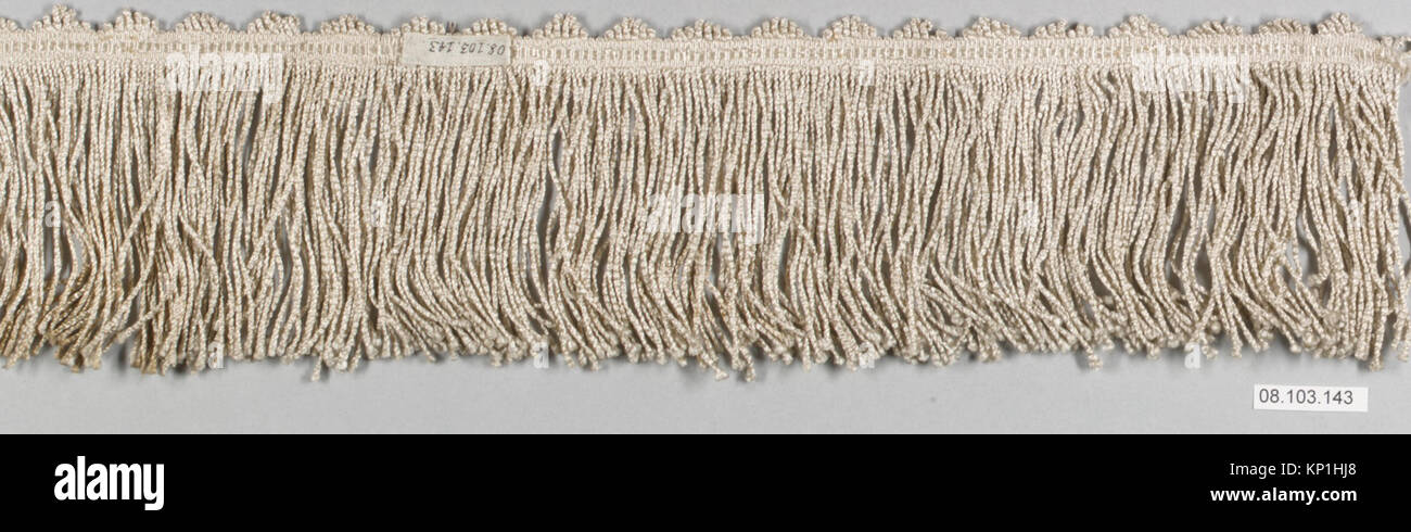 A fringe textile fragment from the Metropolitan Museum of Art ...