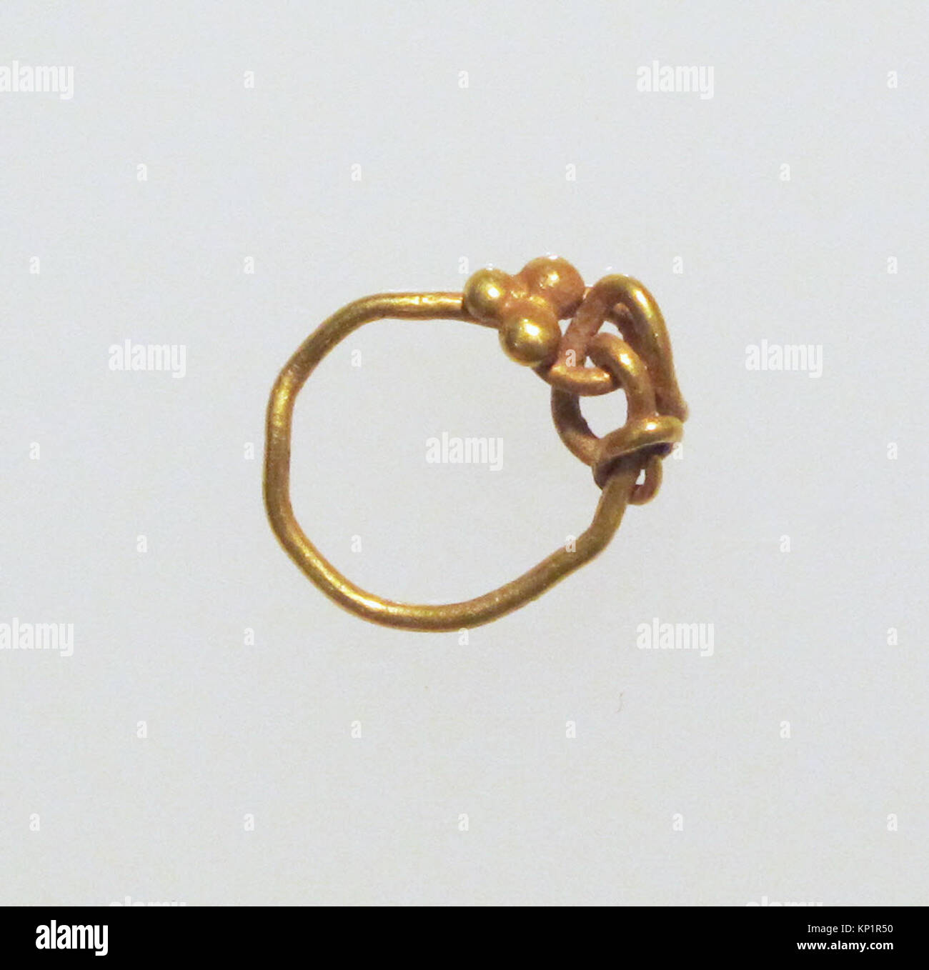 Earring loop type hi-res stock photography and images - Alamy