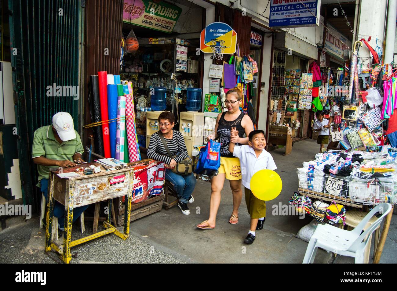 Philippines Street Scene High Resolution Stock Photography and Images ...