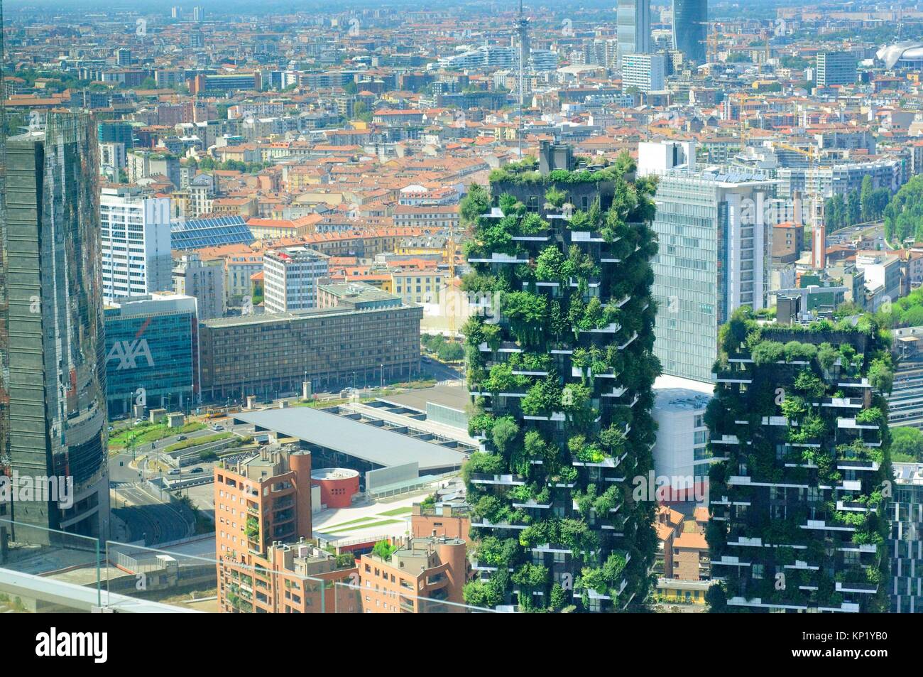 Vertical plant skyscraper hi-res stock photography and images - Alamy