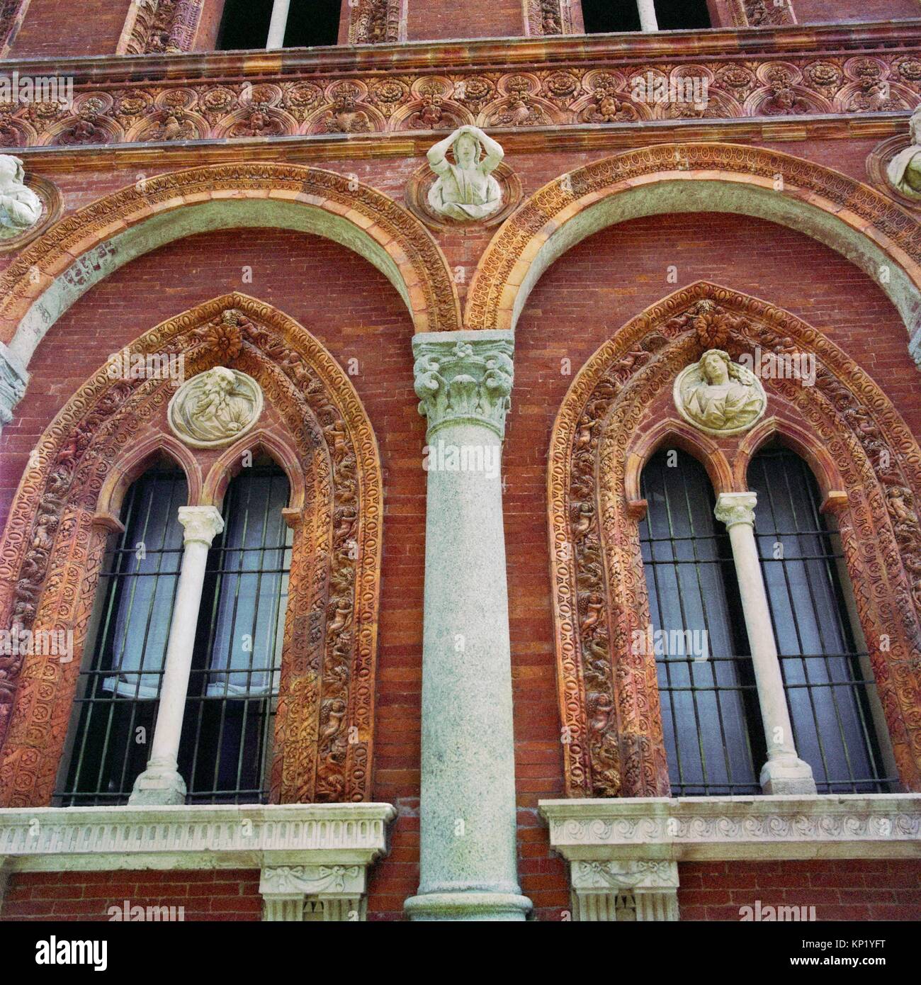 Via festa del perdono hi-res stock photography and images - Alamy