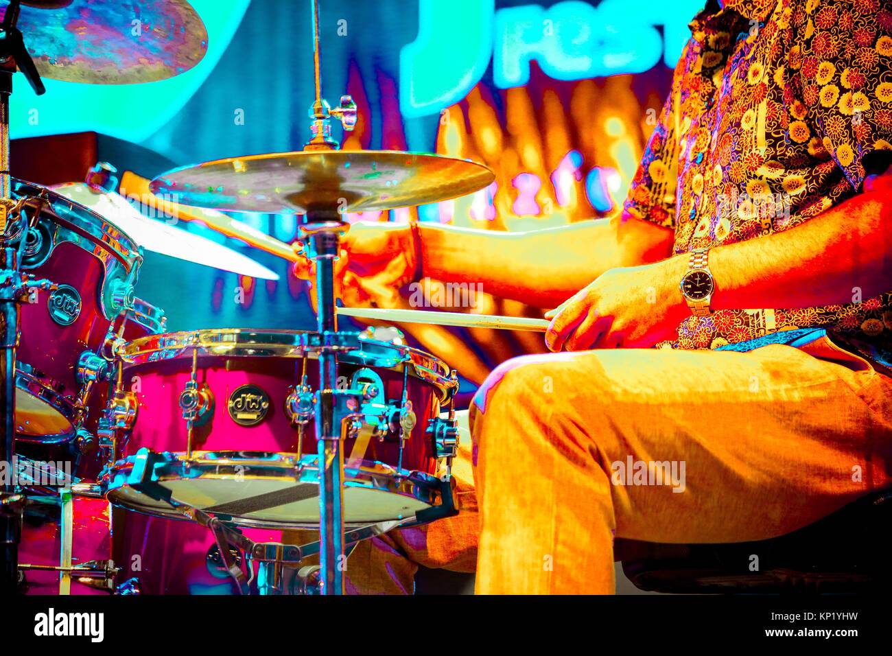 Person onstage hi-res stock photography and images - Alamy