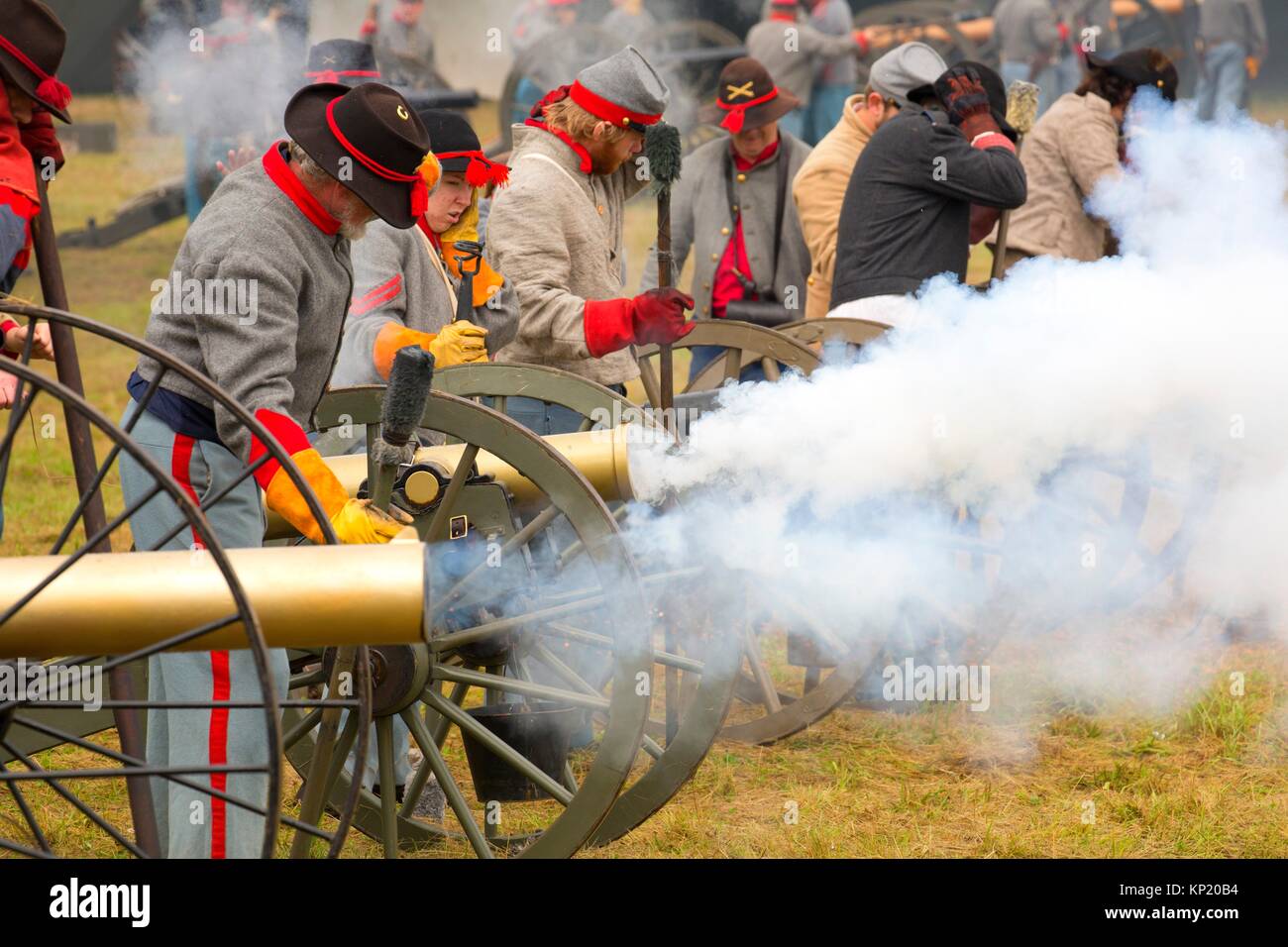 Civil War Confederate Cannon High Resolution Stock Photography and ...