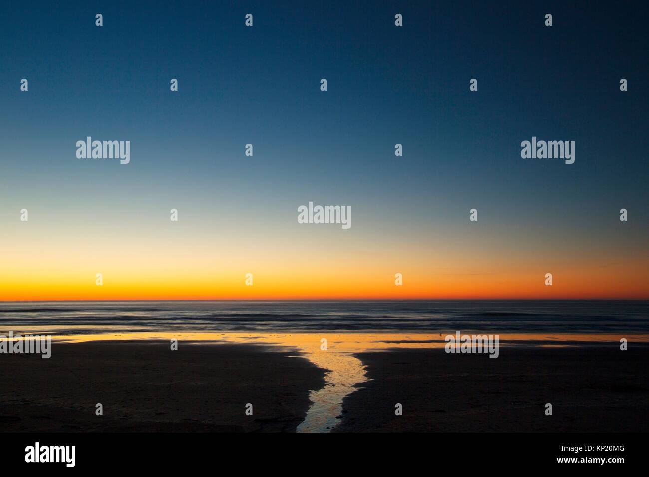 Oregon coast beach at sunset hi-res stock photography and images - Alamy