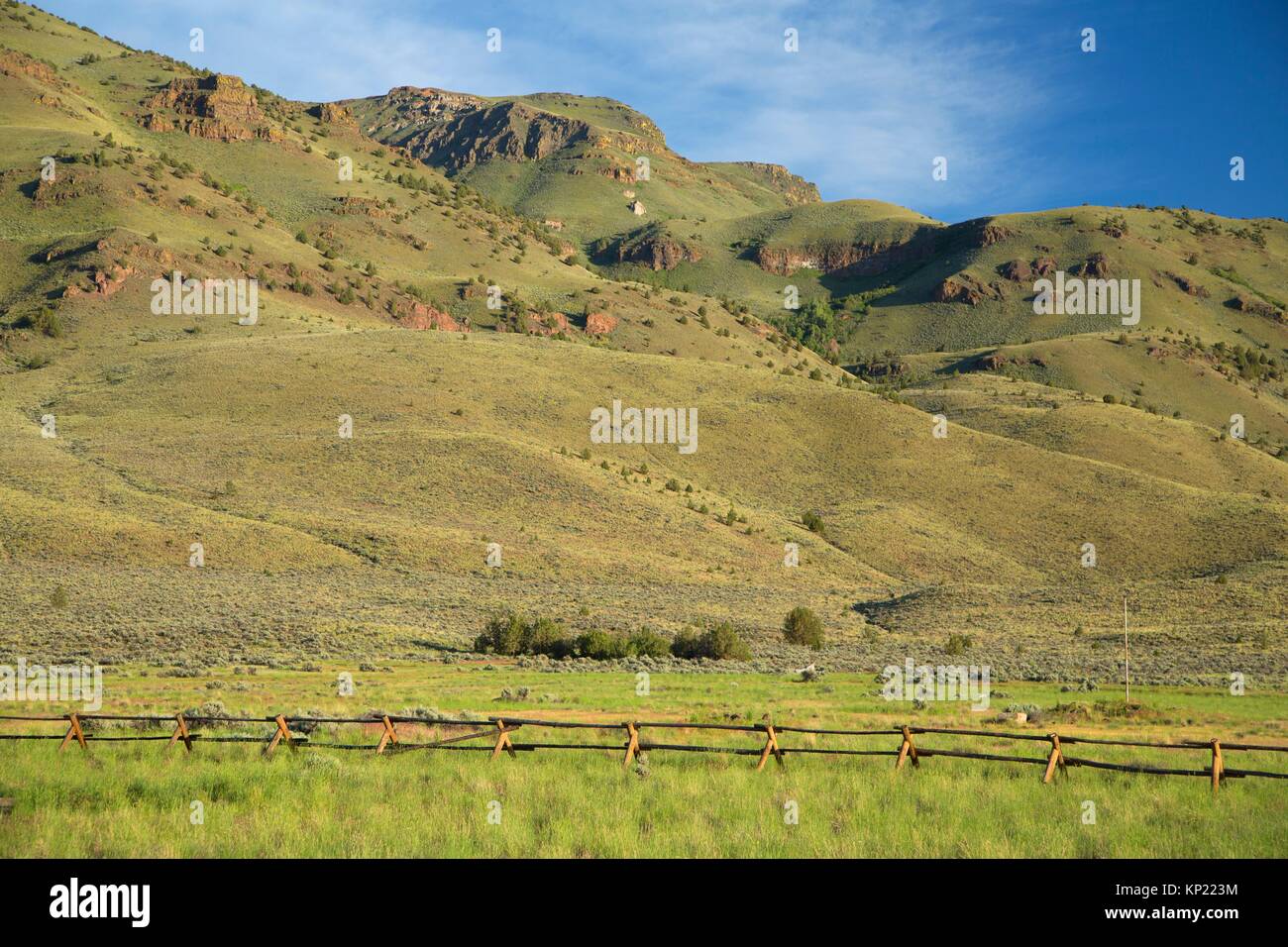 Hart mountain national antelope refuge hi-res stock photography and ...