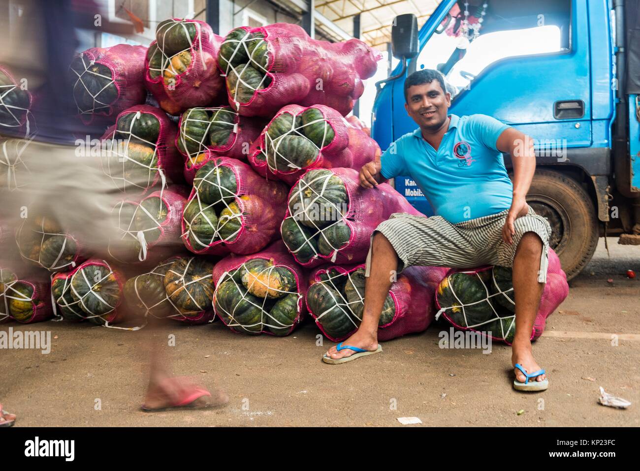 Two sri lankan men hi-res stock photography and images - Alamy