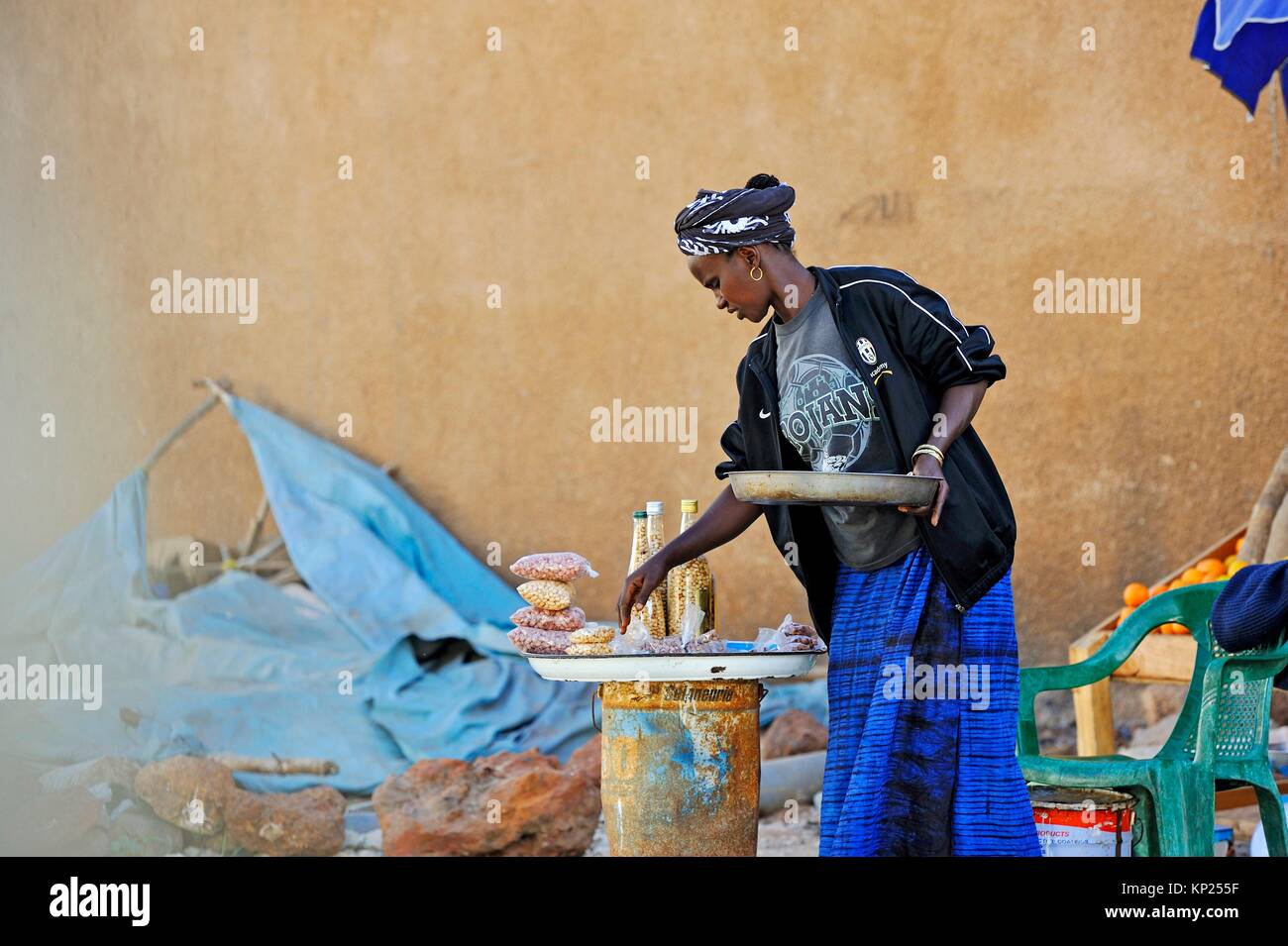 Peanuts Senegal High Resolution Stock Photography and Images - Alamy