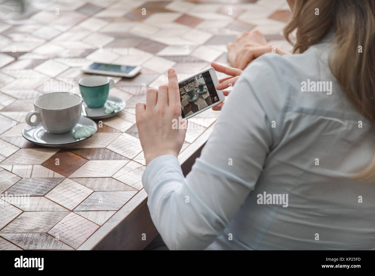 Shot two pretty female hi-res stock photography and images - Alamy