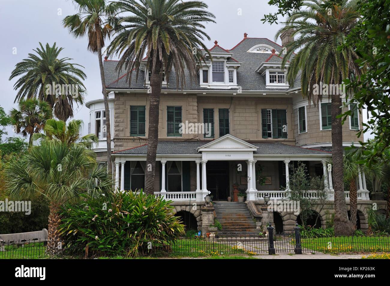 Victorian Style House High Resolution Stock Photography and Images - Alamy