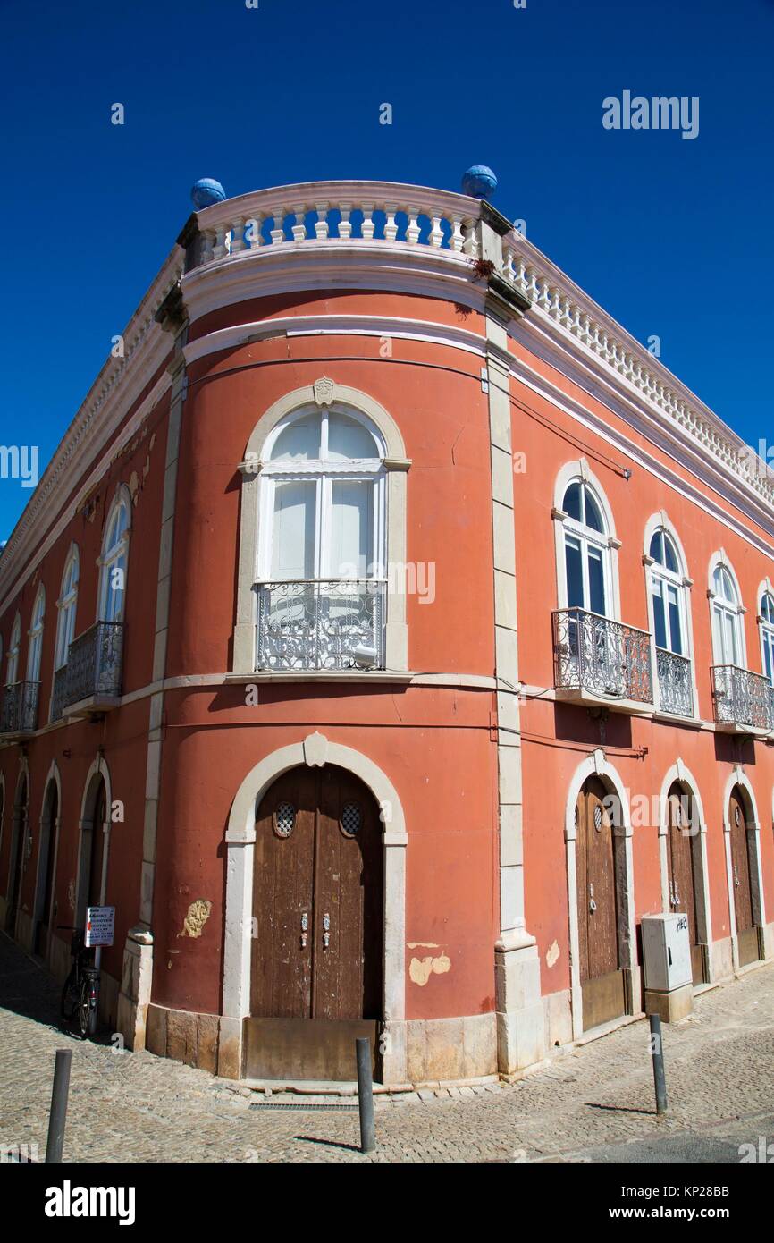 Old building portugal hi-res stock photography and images - Alamy