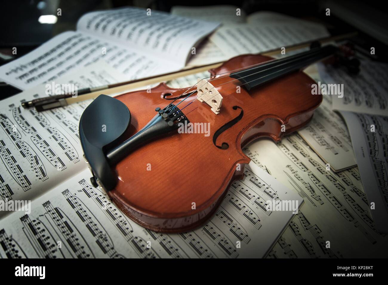 Stradivarius Violin High Resolution Stock Photography and Images - Alamy