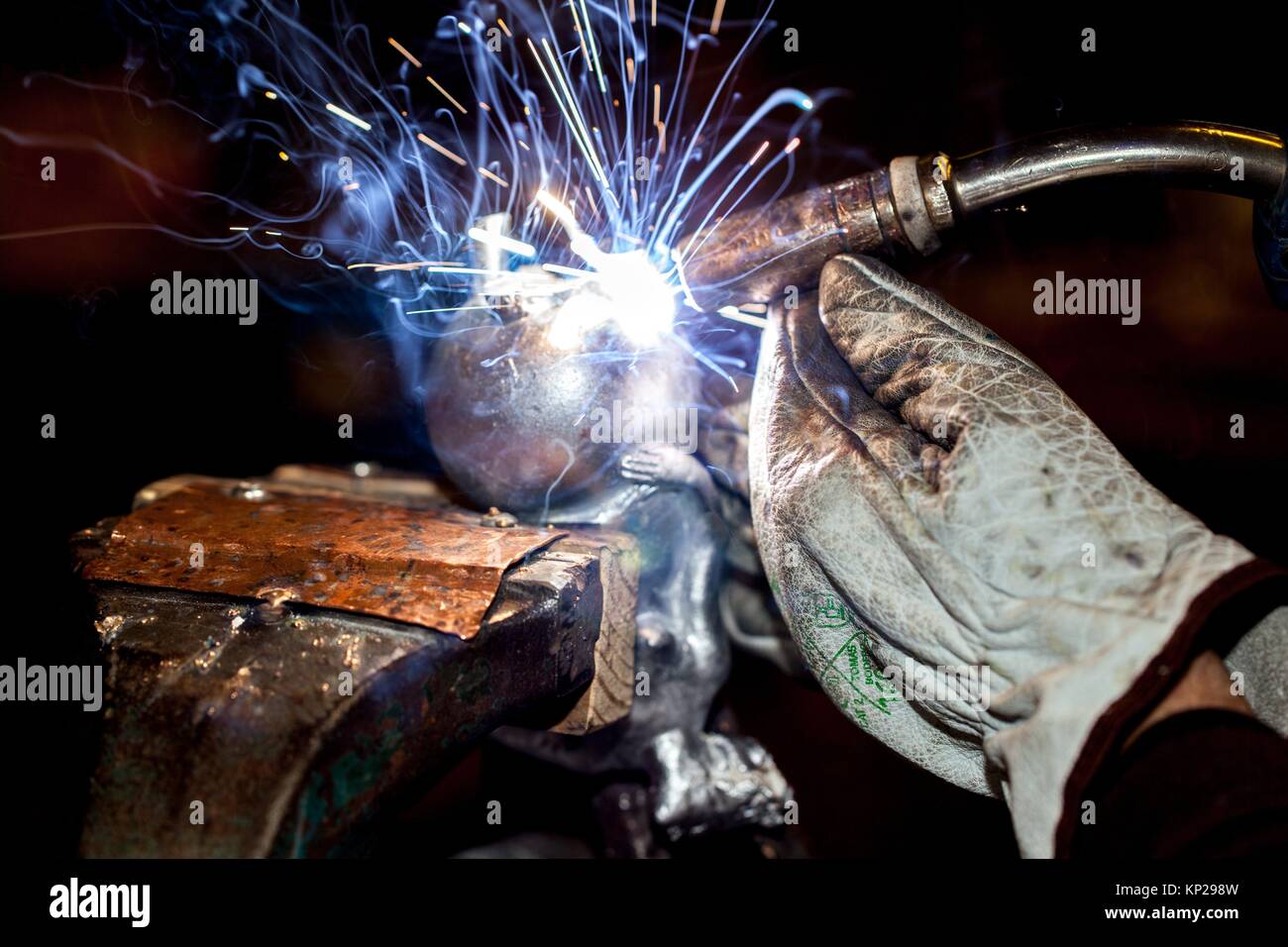 Welding workshop hi-res stock photography and images - Alamy