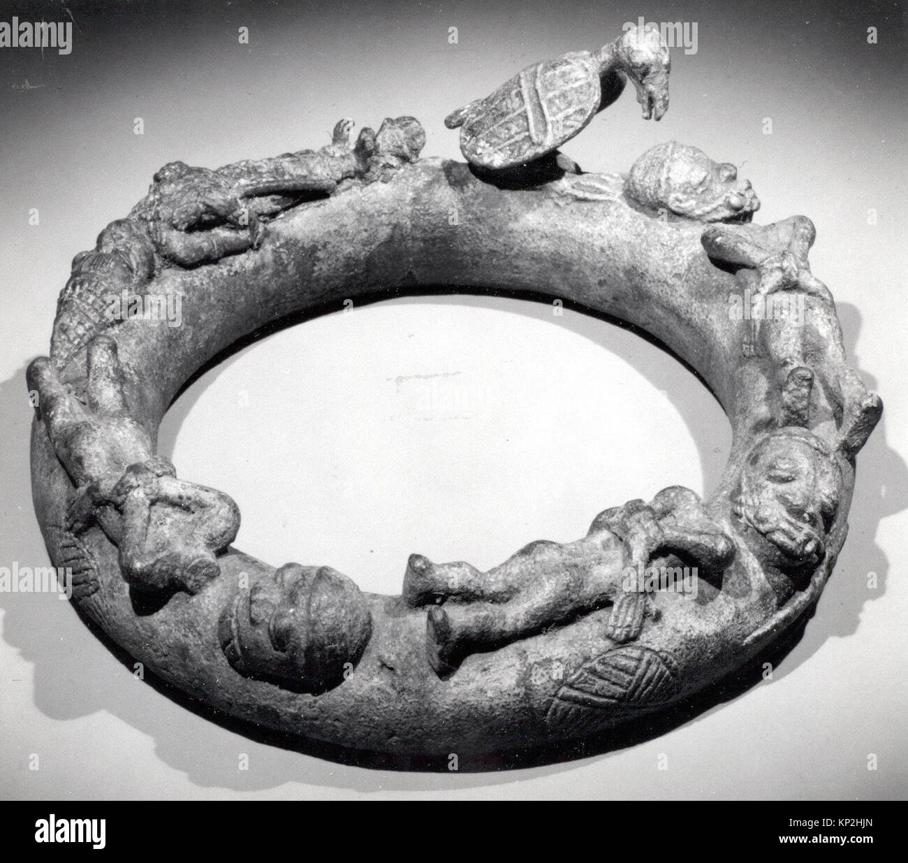 Altar ring hi-res stock photography and images - Alamy