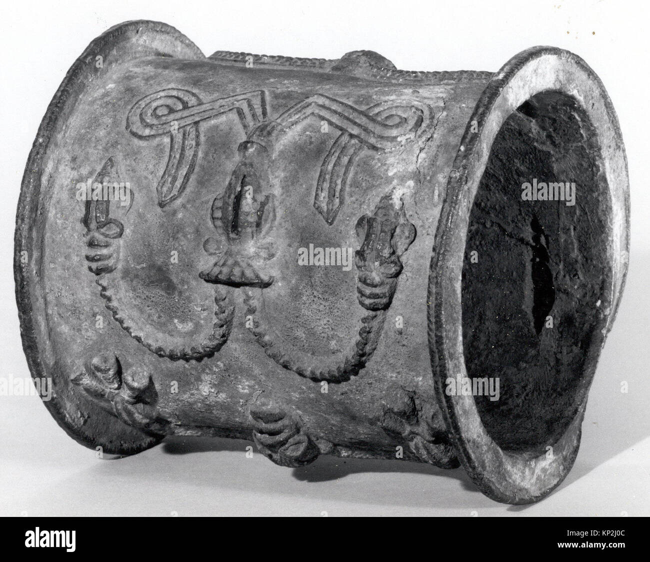 A historic arm band from the MET made of metal, demonstrating ...