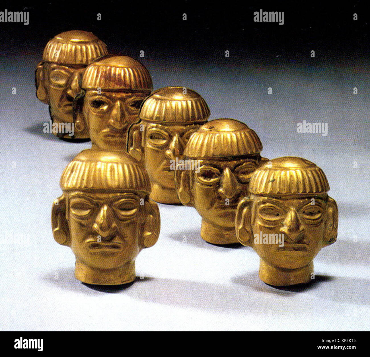 Head form bead hi-res stock photography and images - Alamy