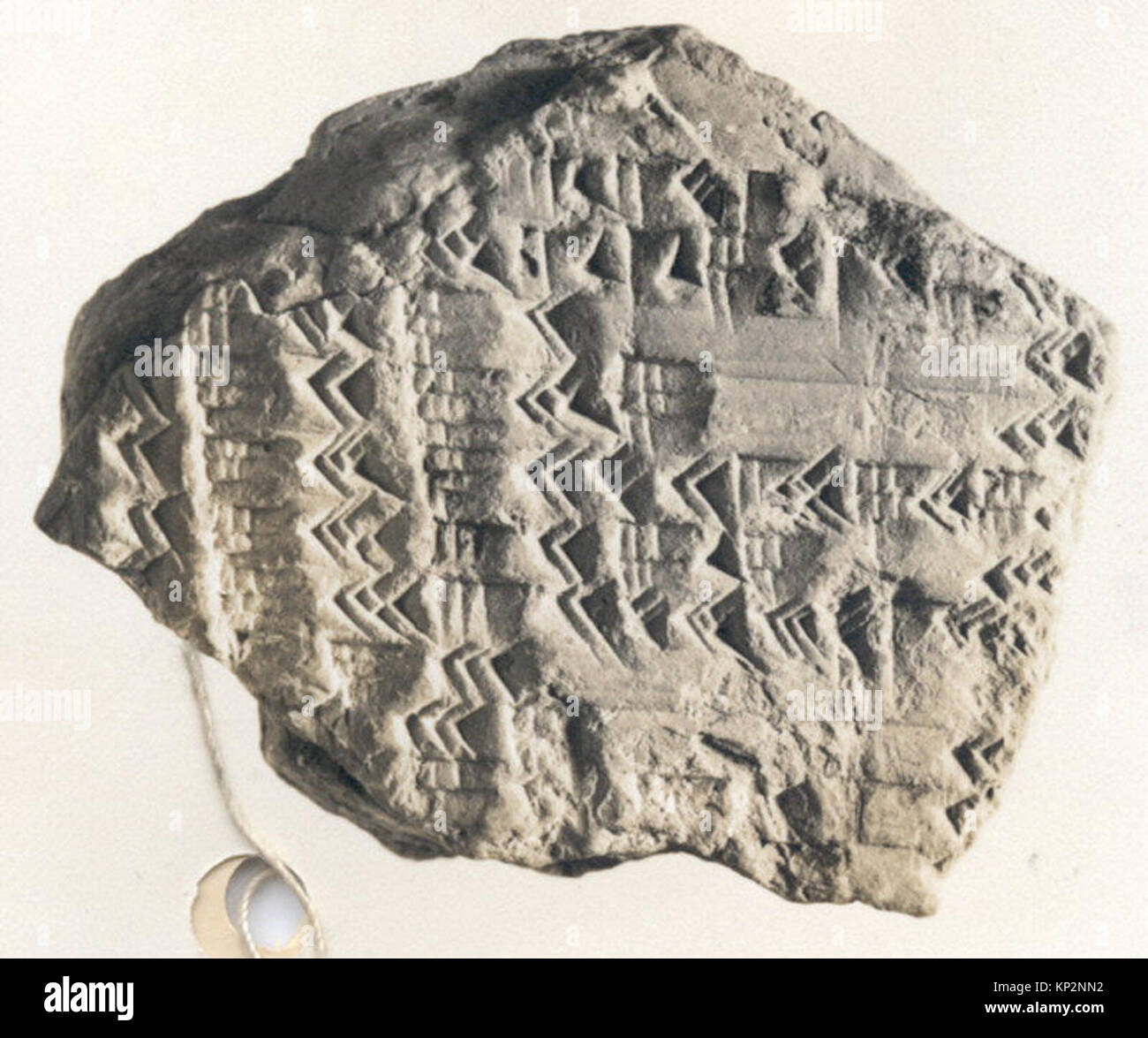 Cuneiform table hi-res stock photography and images - Alamy
