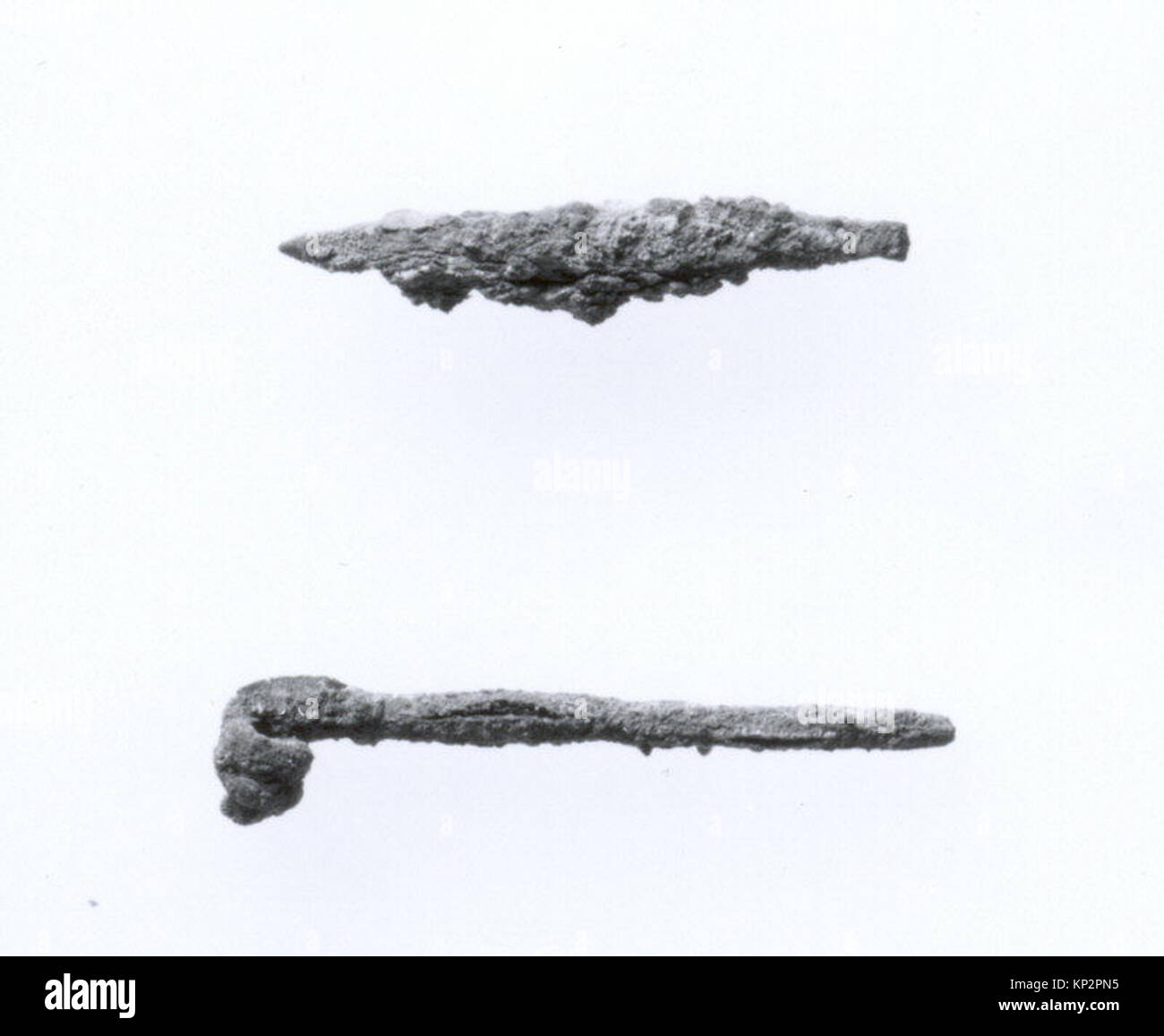 Fibula pin hi-res stock photography and images - Alamy