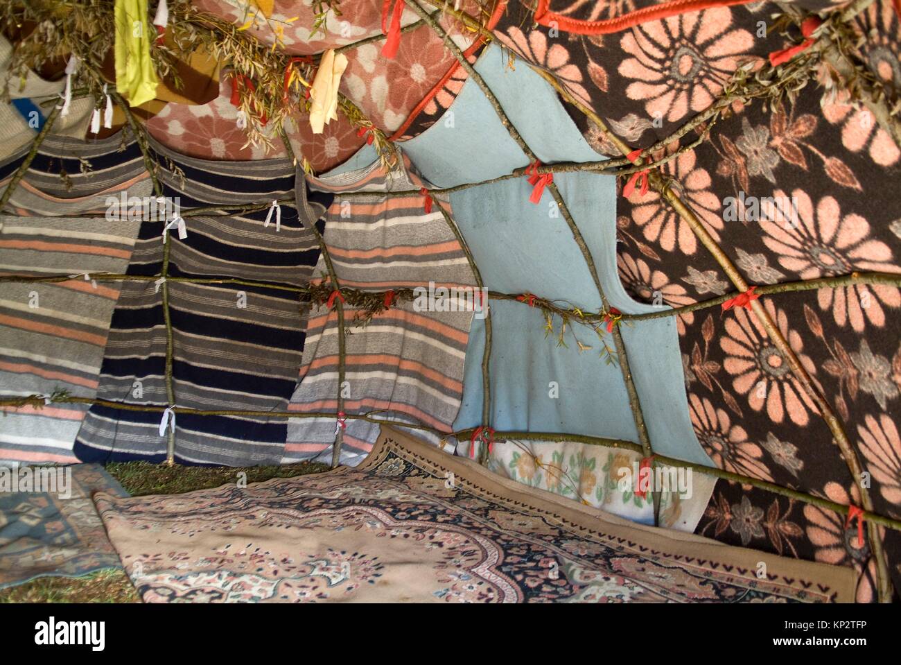 Indigenous cabin hi-res stock photography and images - Alamy