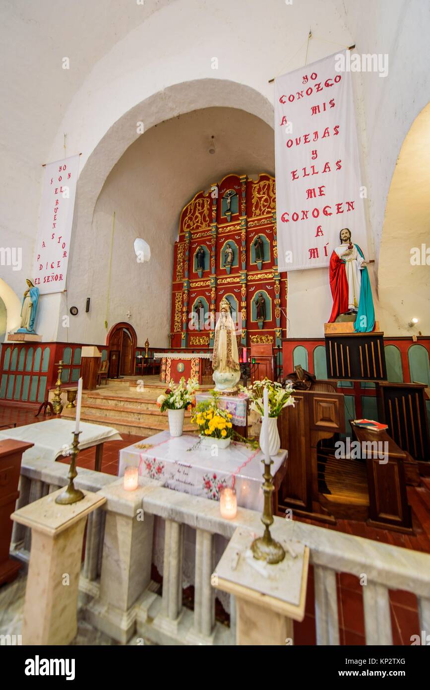Mexican Church Interior High Resolution Stock Photography and Images ...
