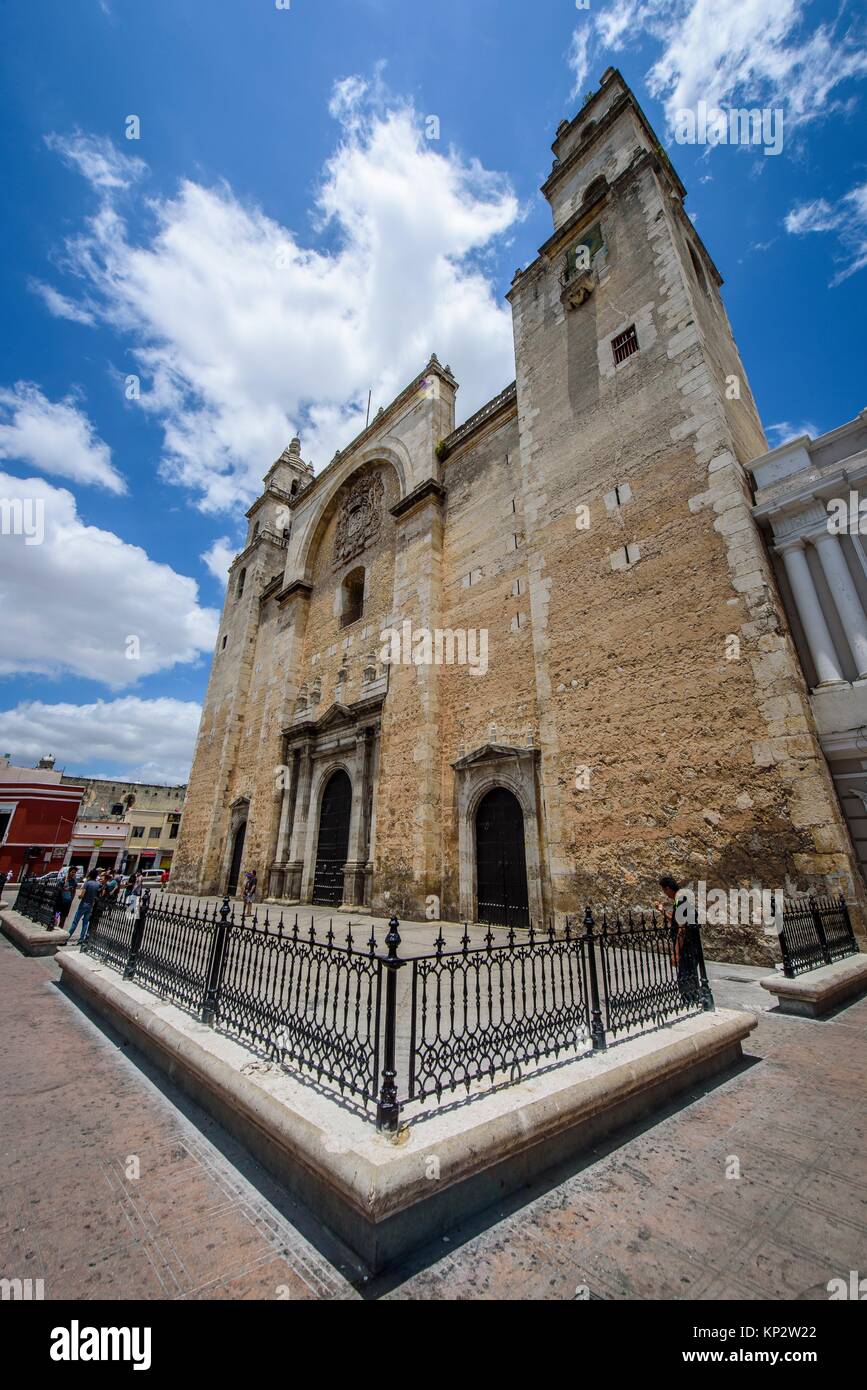 Cathedral colonial architecture church hi-res stock photography and ...