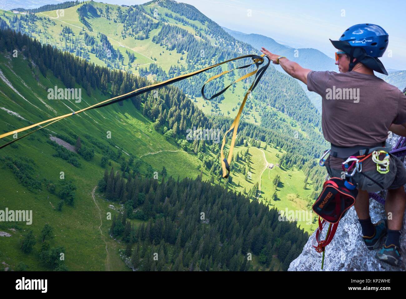 Throwing Rope High Resolution Stock Photography and Images - Alamy