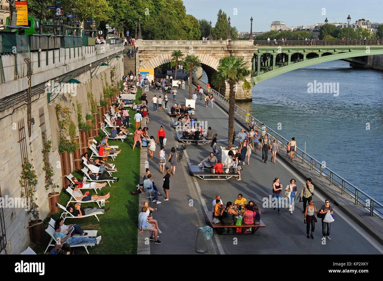 Bridge River Seine Riverside Road High Resolution Stock Photography and ...