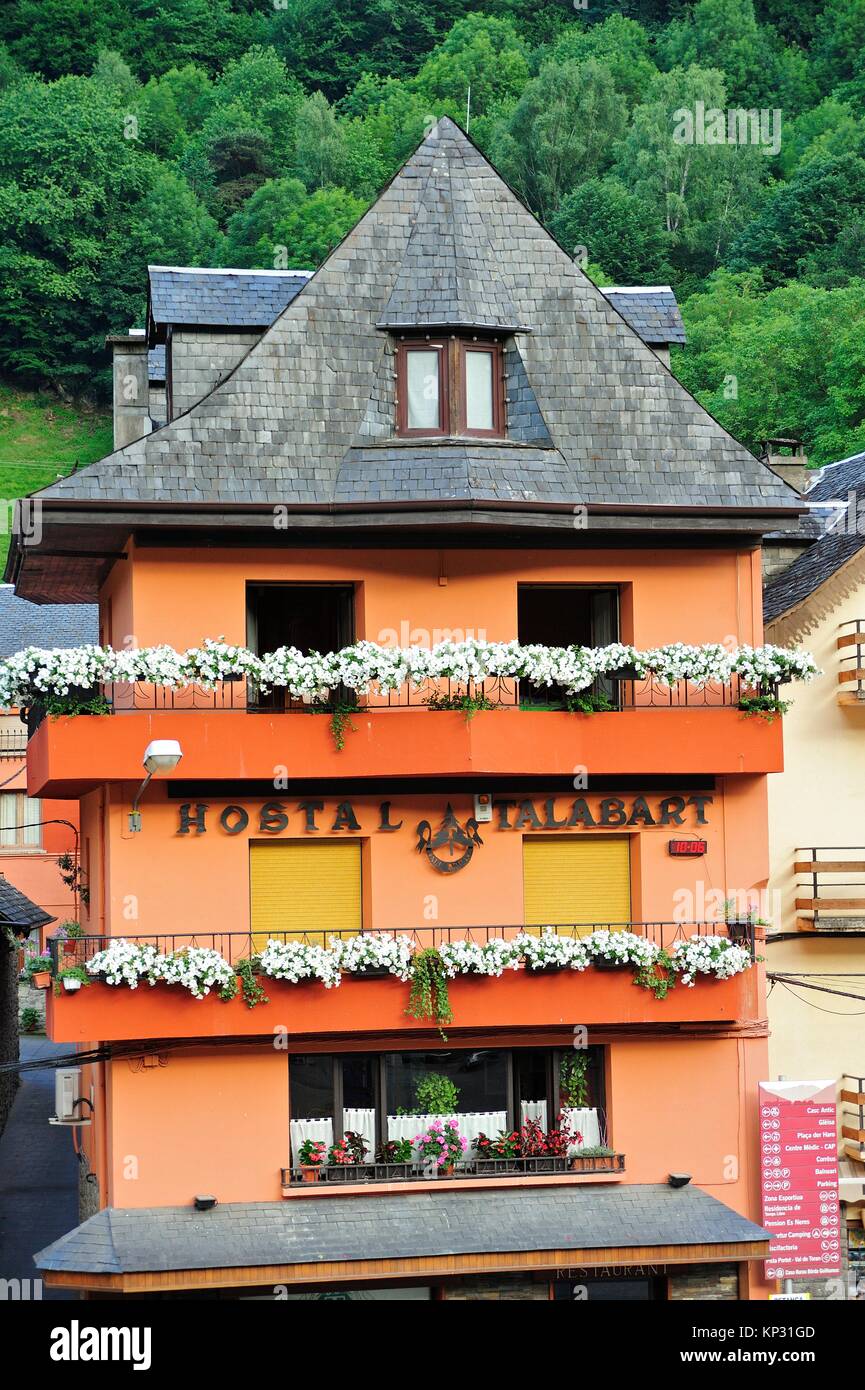 Les, Llieda Province, Catalonia, Spain Stock Photo - Alamy
