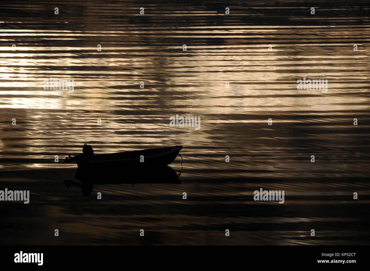 Autumn sun setting over Badcall Bay in Sutherland, northwest Scotland ...