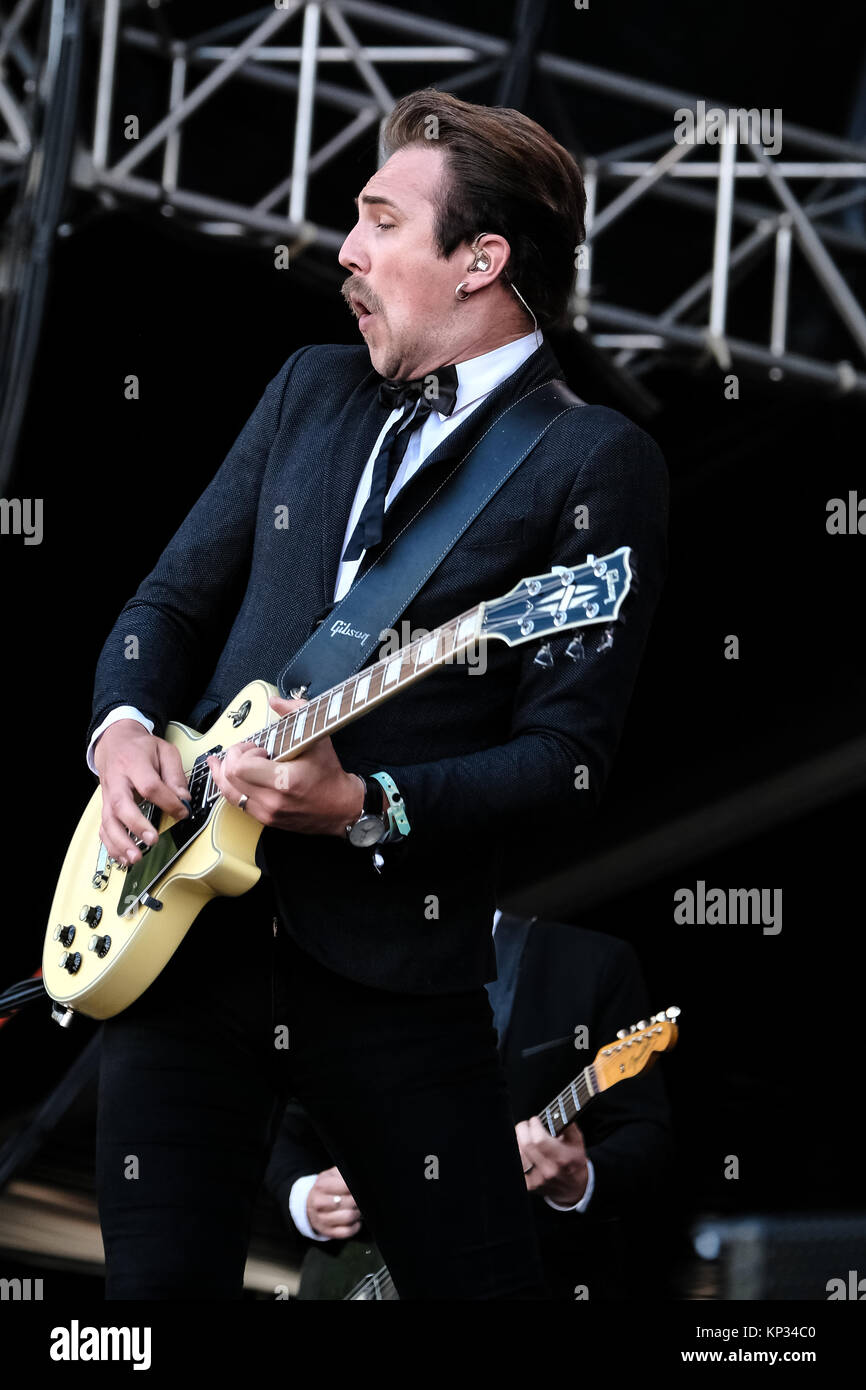 Royal republic guitarist hi-res stock photography and images - Alamy