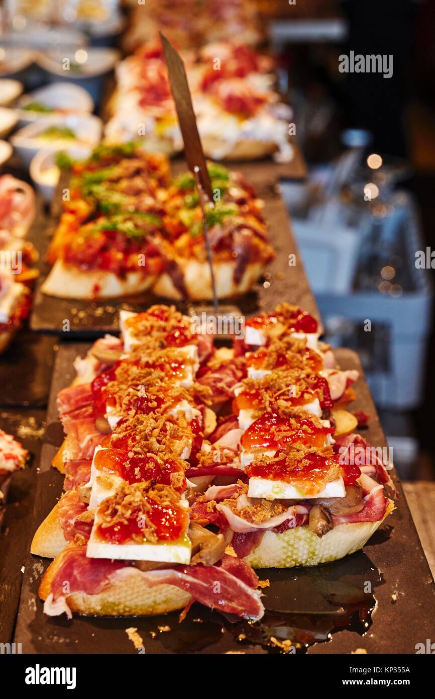 Tapa pintxo ham High Resolution Stock Photography and Images - Alamy