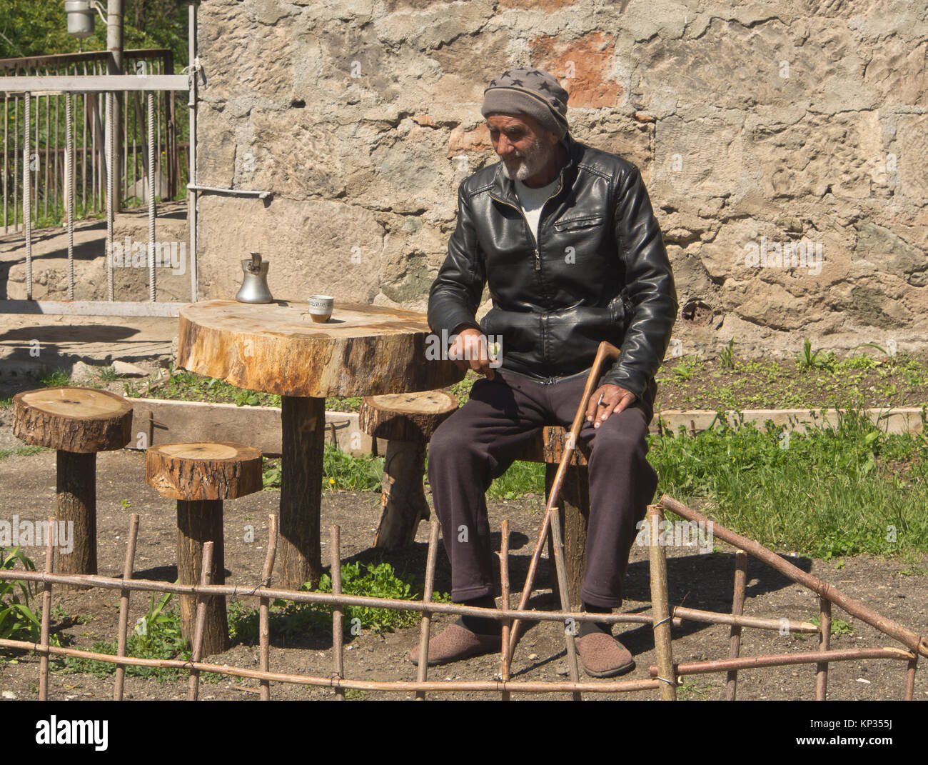 Old man in a village hi-res stock photography and images - Alamy