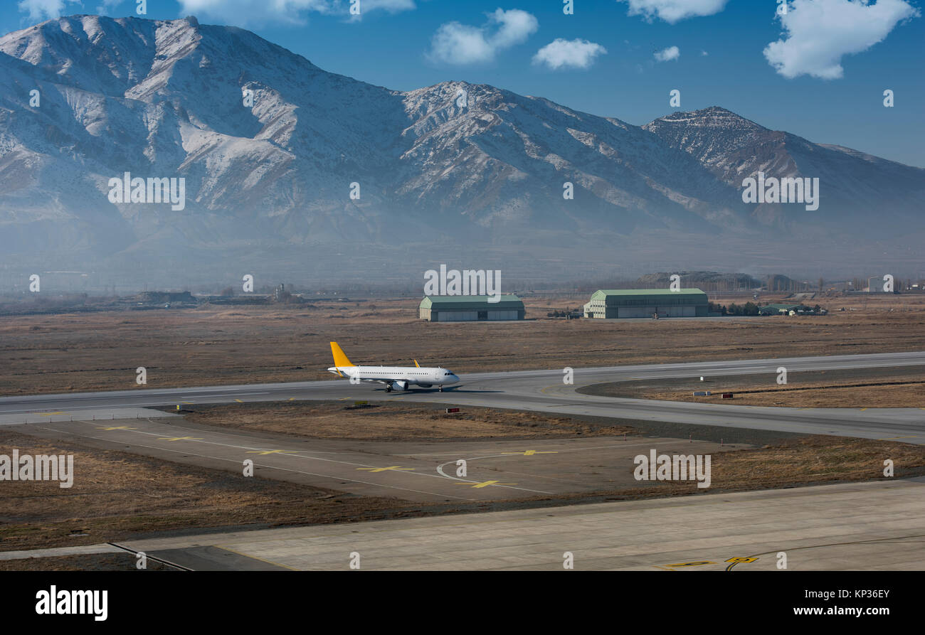 Transport aircraft delivery on hi-res stock photography and images - Alamy