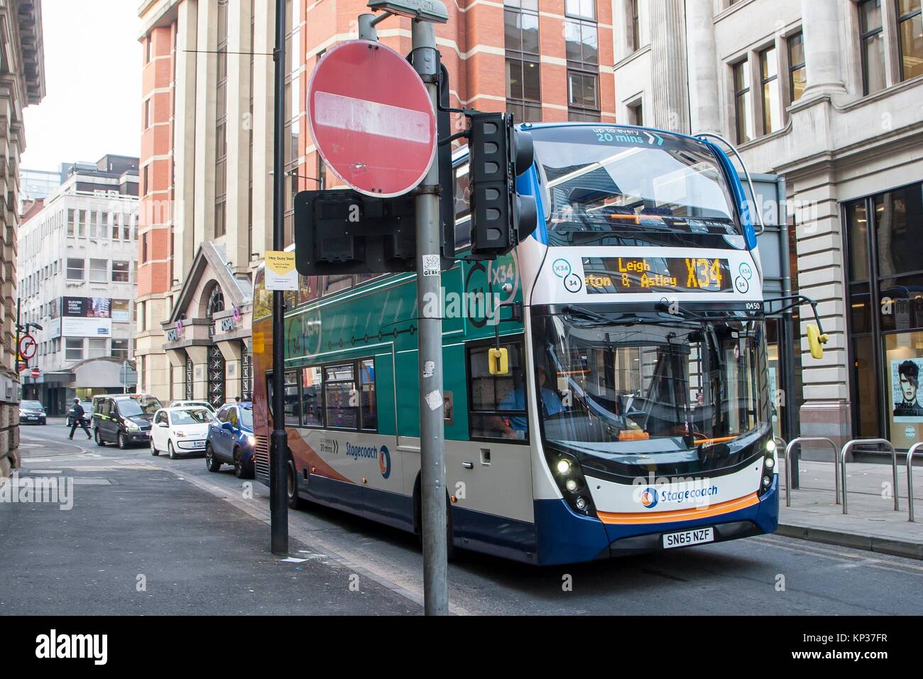 Manchester united bus hi-res stock photography and images - Alamy