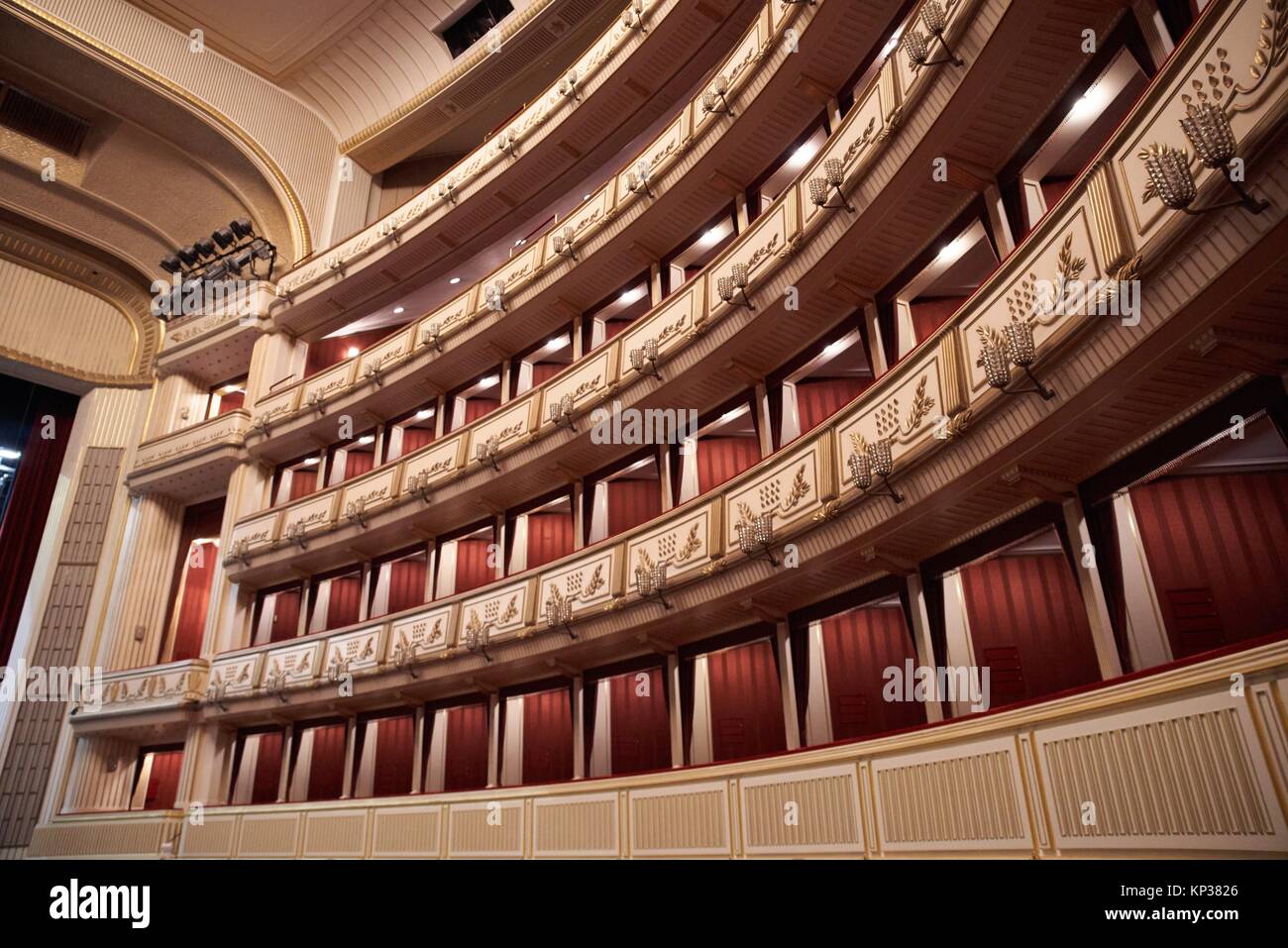 Vienna Opera House Interior High Resolution Stock Photography and ...