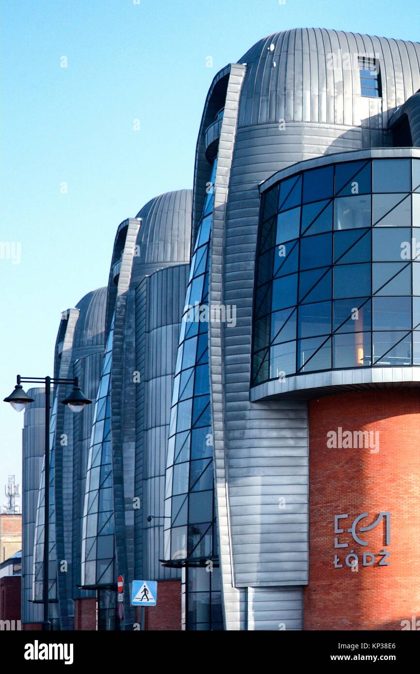 No one with skyline outdoors hi-res stock photography and images - Alamy