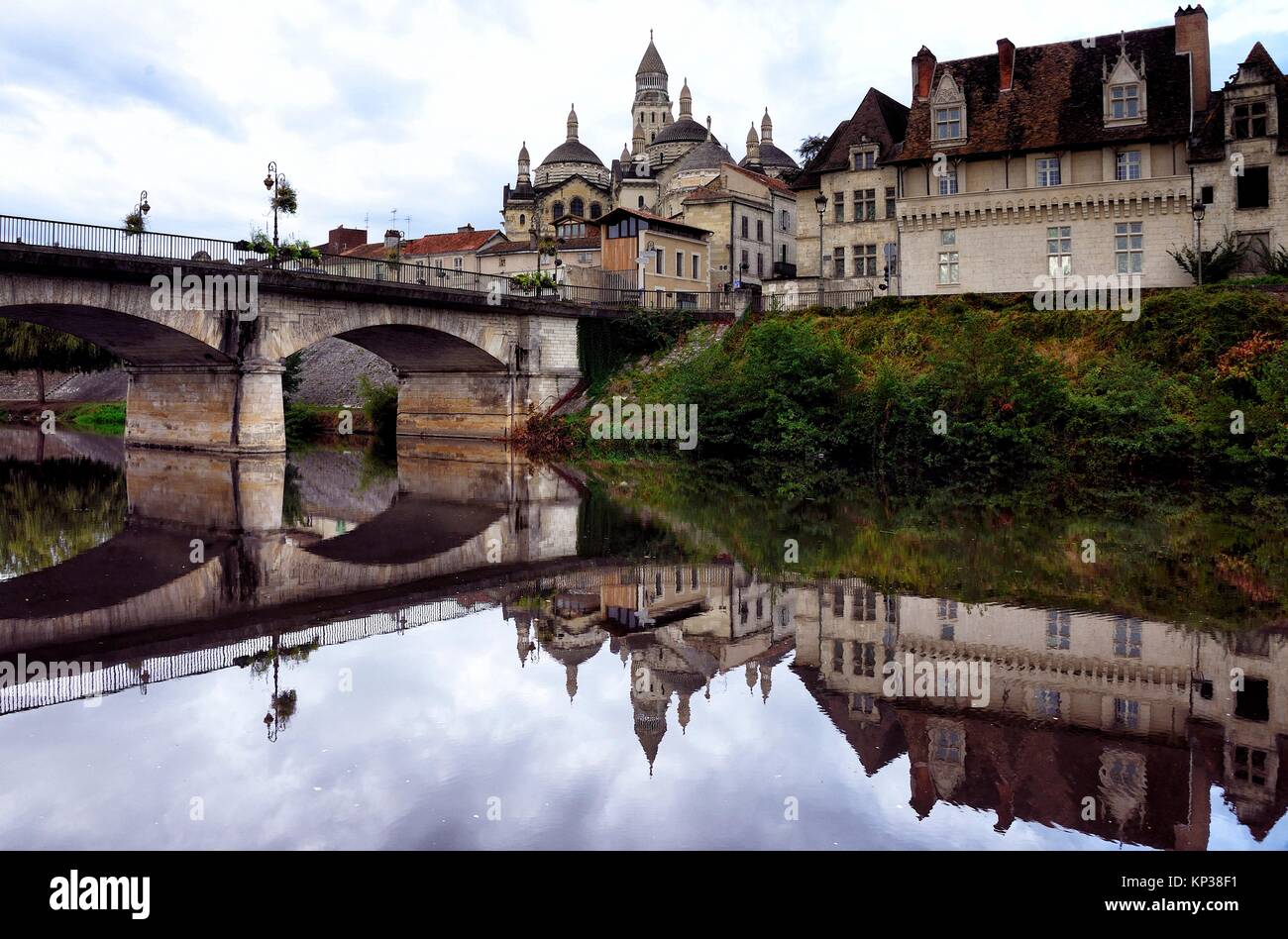 Saint front cathedral city perigueux dordogne hi-res stock photography ...
