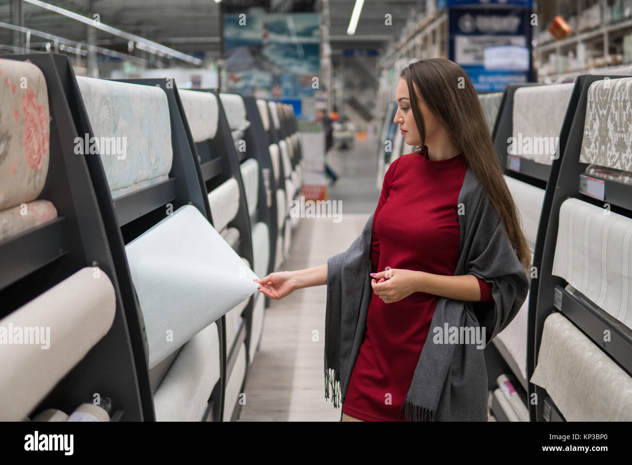 smart customer buying wallpaper in the car supermarket Stock Photo - Alamy