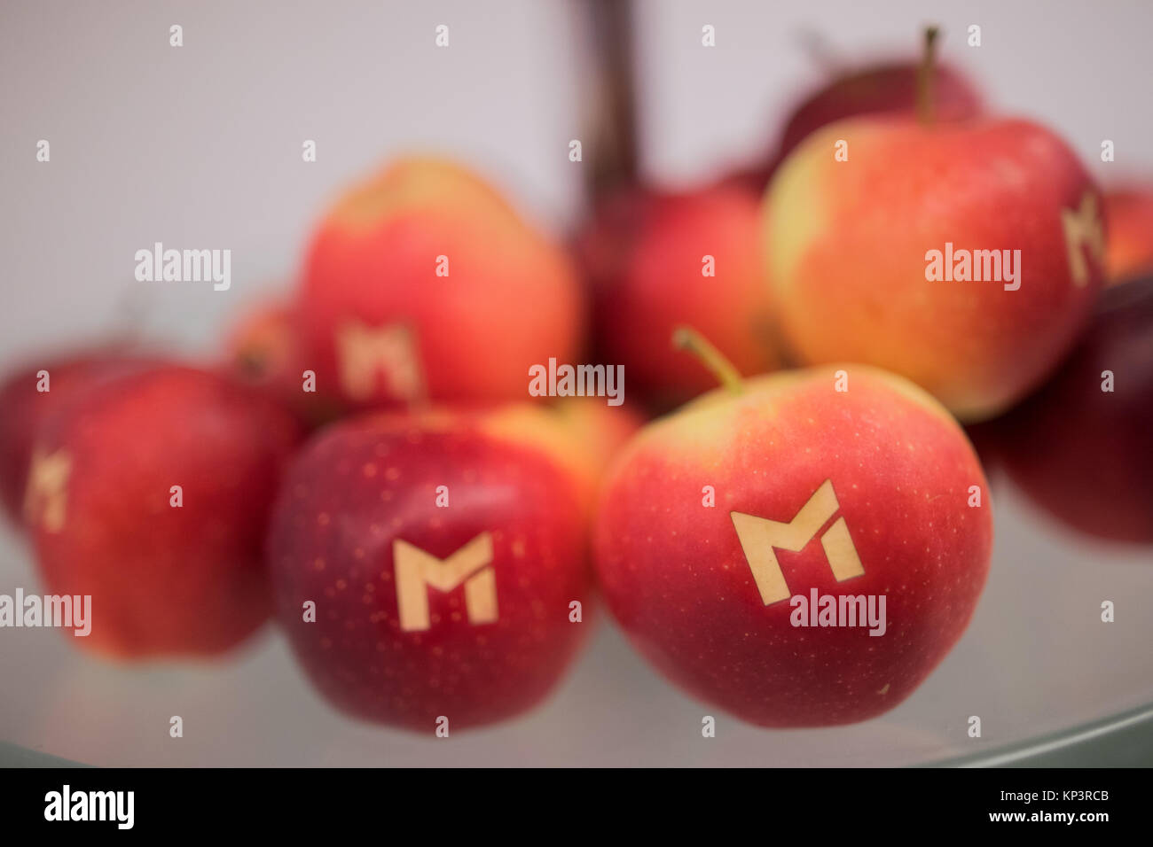 Metro bowl hi-res stock photography and images - Alamy