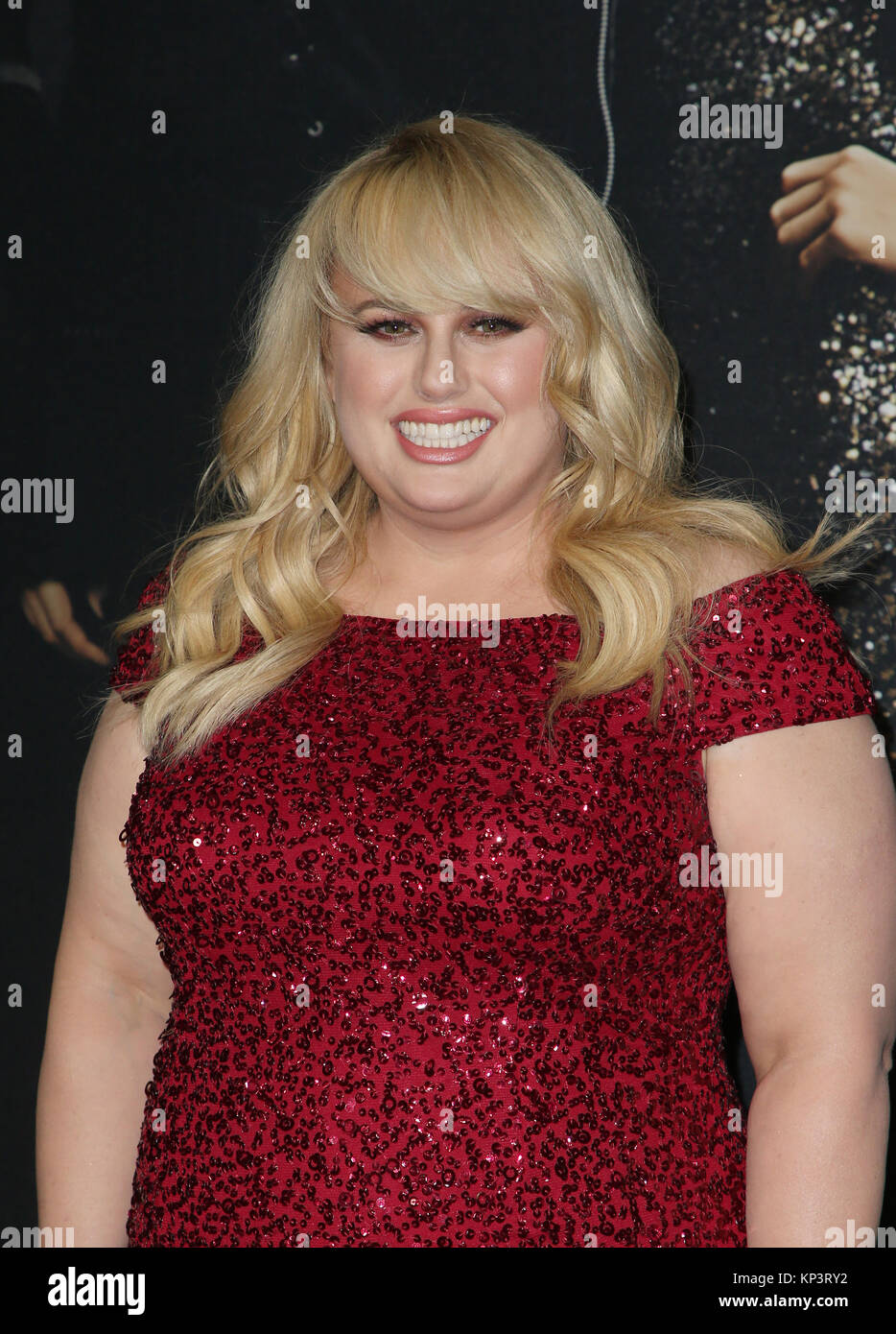 Rebel wilson pitch perfect red carpet hi-res stock photography and ...